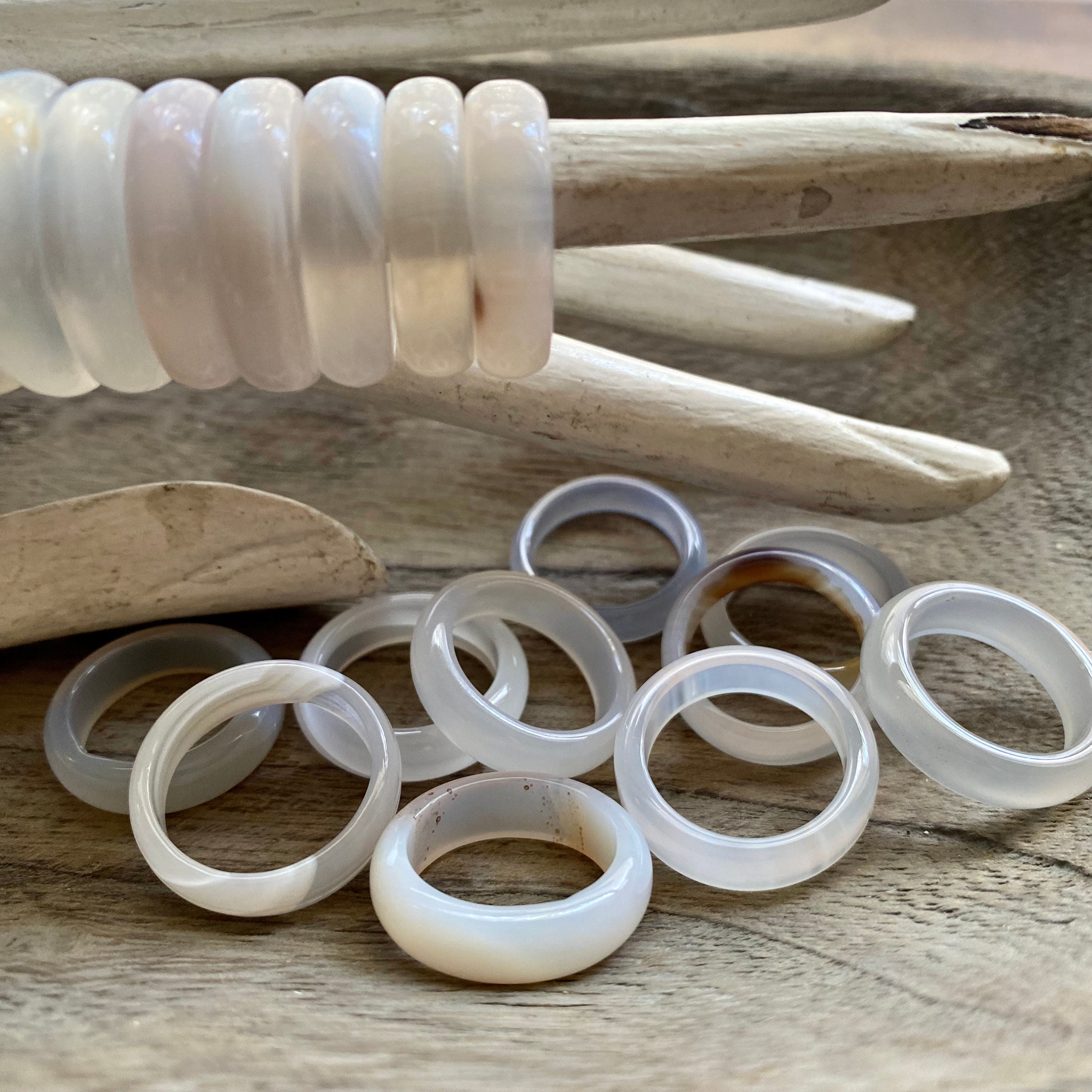 White Clear Solid Agate Stone Band Ring, Solid Gemstone Ring, Carved ...