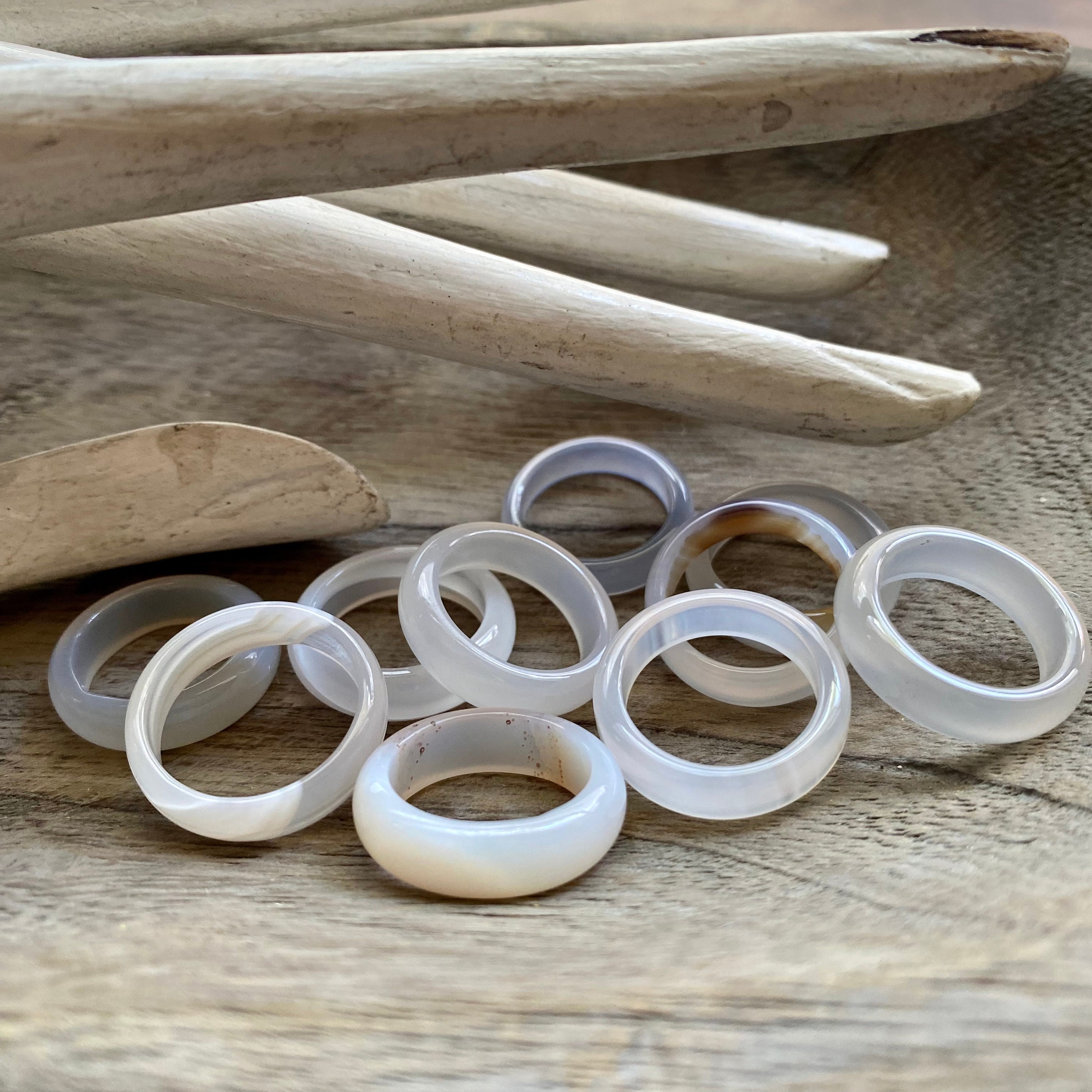 White Clear Solid Agate Stone Band Ring, Solid Gemstone Ring, Carved ...