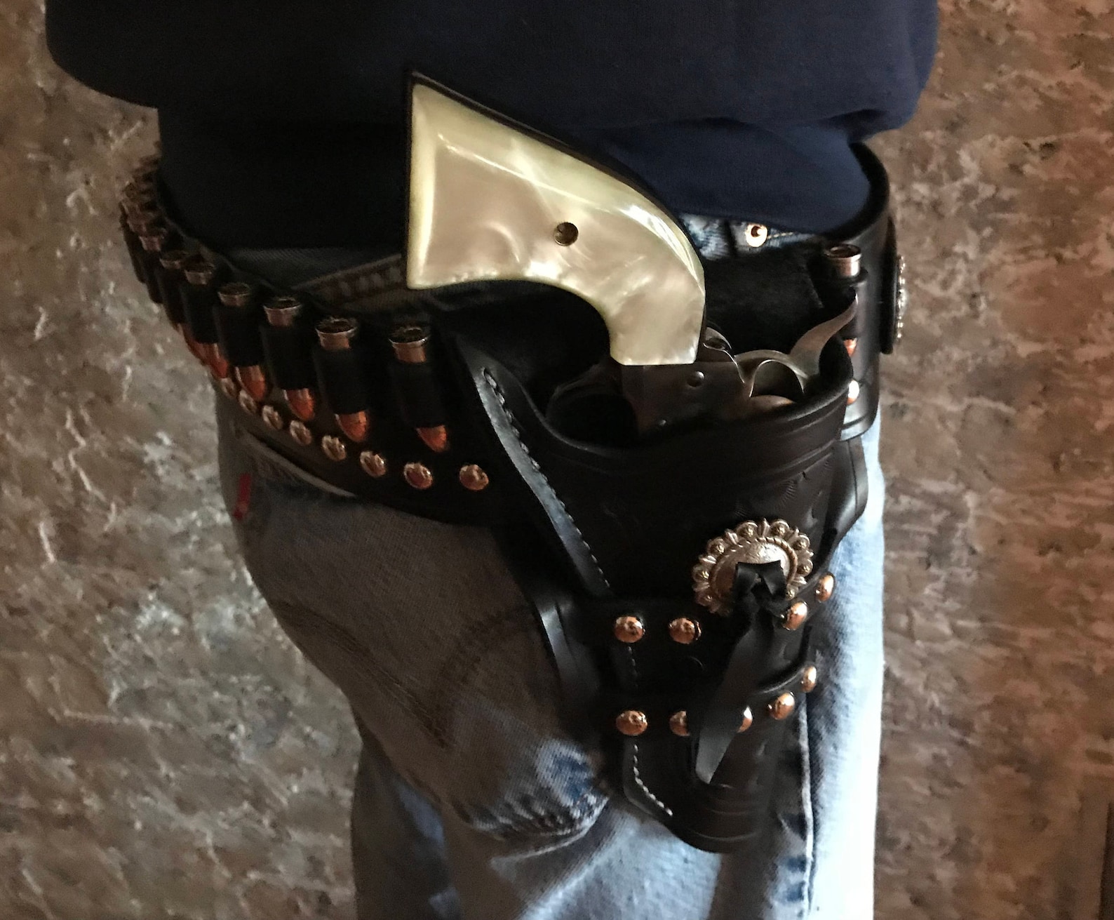 Replica of Johnny Ringo Holster & Belt shown as a Right or a - Etsy