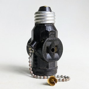Vintage Bakelite Light Socket Adapter With Dual Outlets and Pull Chain ...