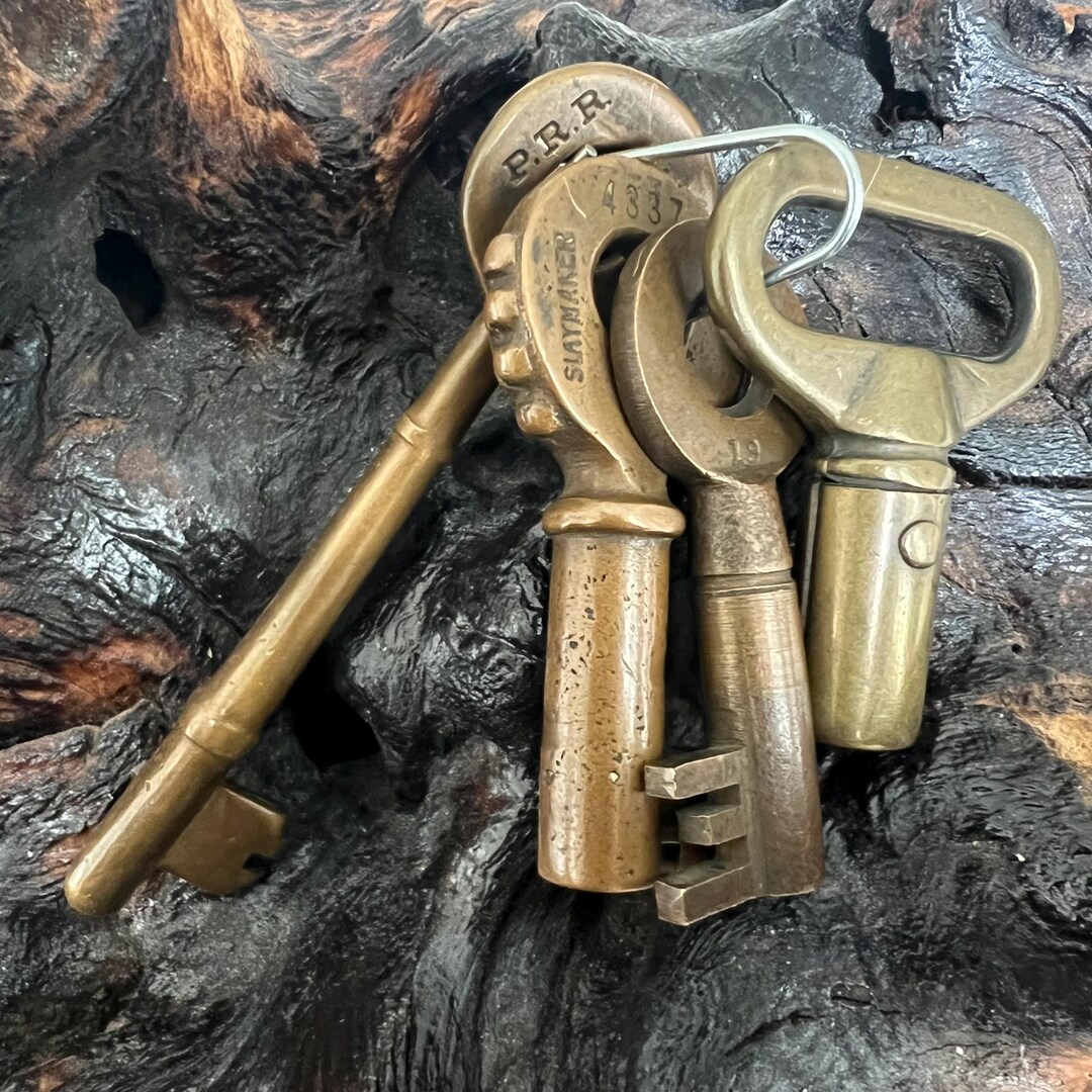 PRR Pennsylvania Railroad RR 4 Key Lot Brass Pintsch Caboose 31 Knobby ...