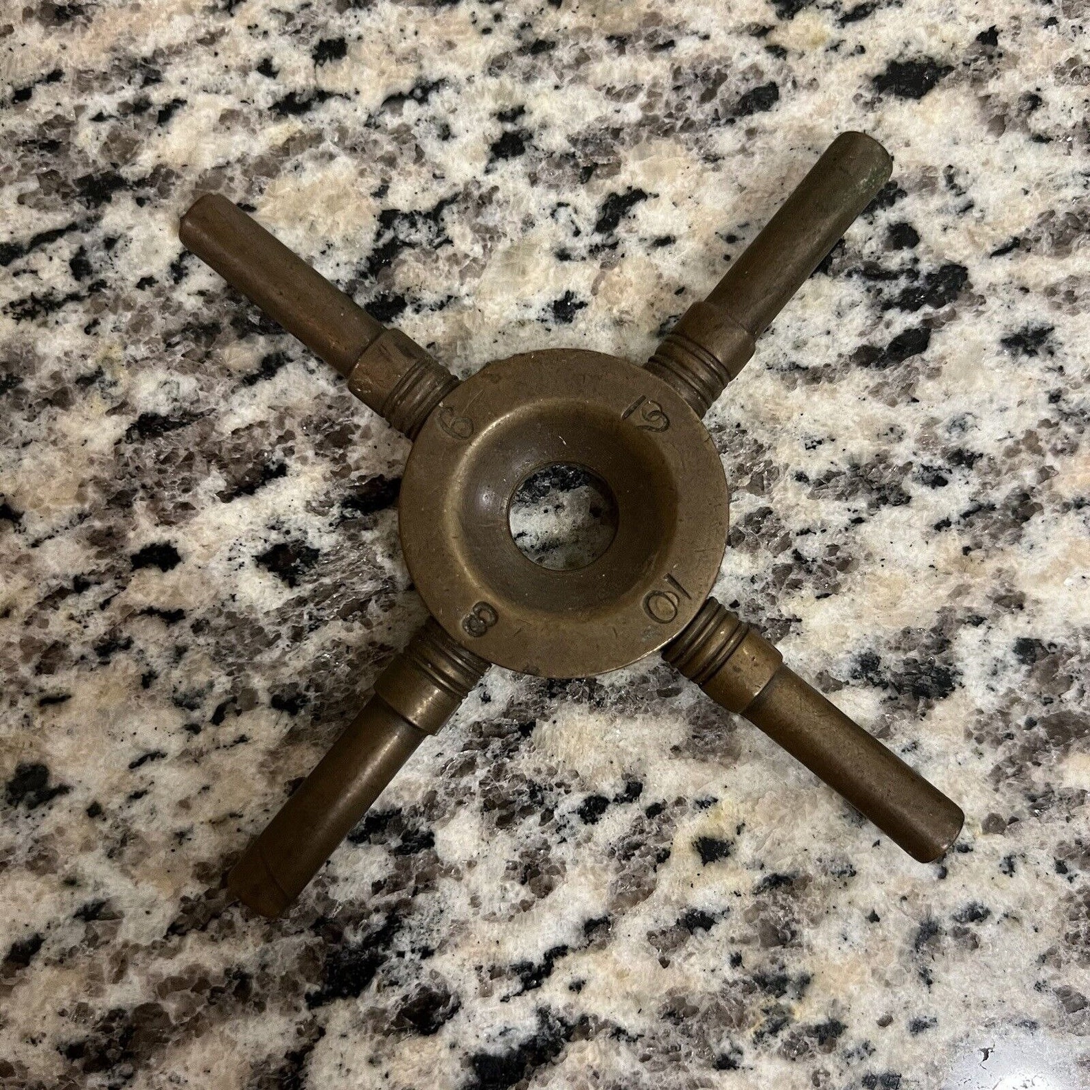 Vintage Four Sided Spider Brass Wind up Clock Key Multikey Even Sizes 6 ...