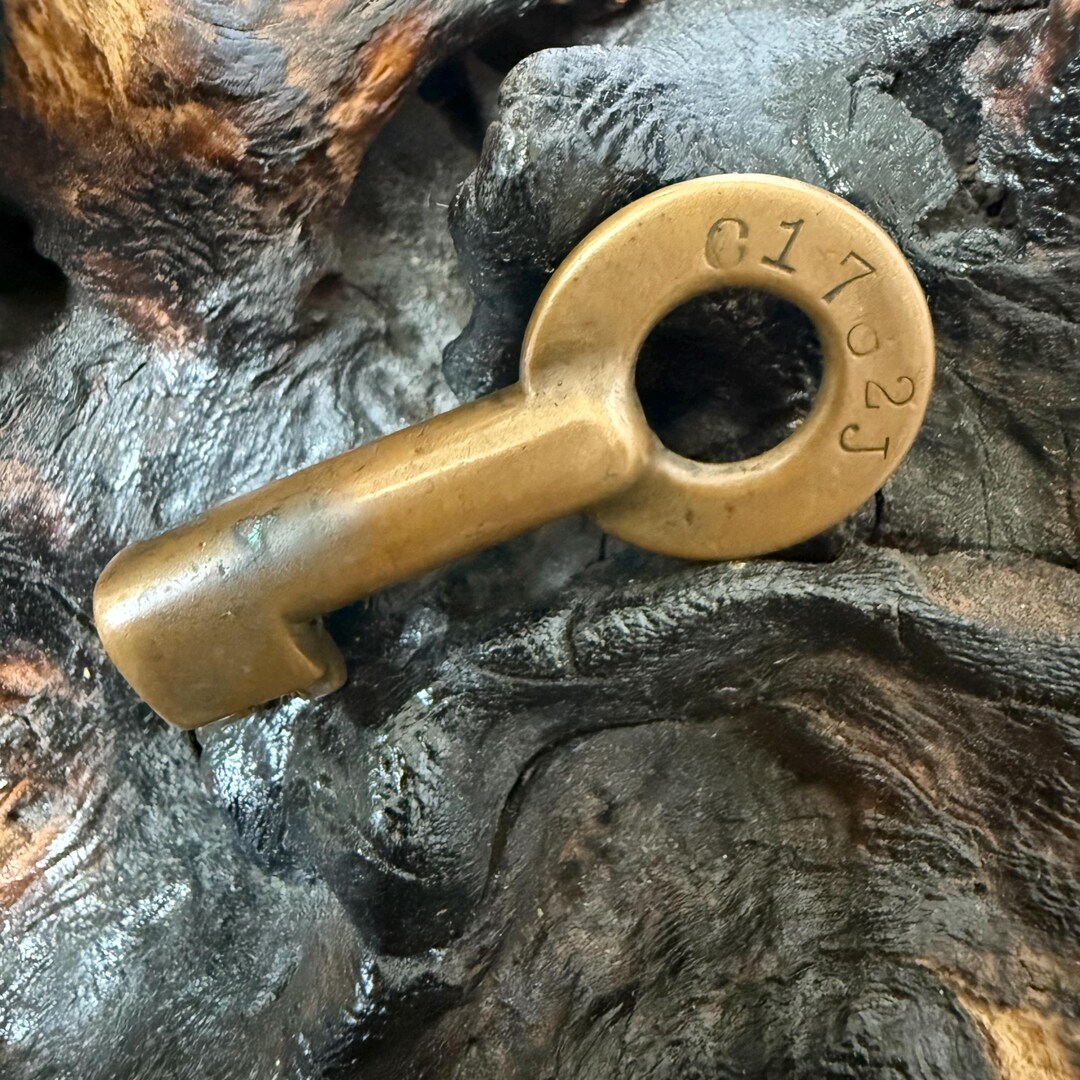 Pennsylvania Central Railroad RR Key Brass Switch CJ 1762 Central ...
