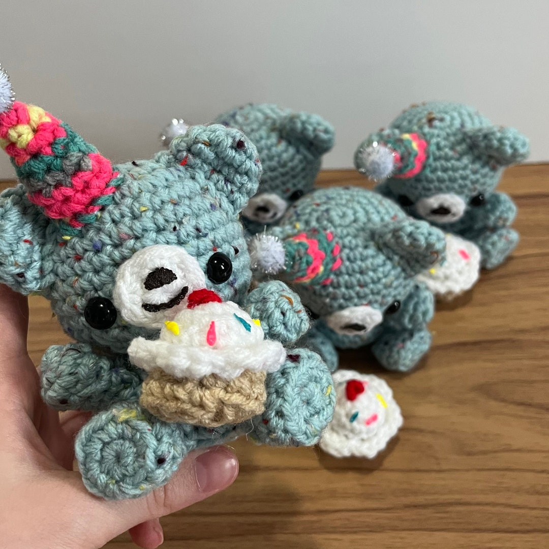 Amigurumi Party Bear With a Cupcake Adorable Small Plushie Teddy Bear ...