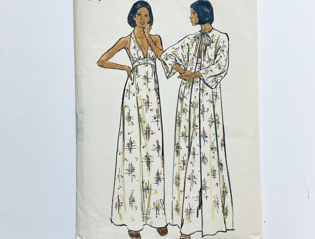 Vogue 8757 Vintage 1973 Sewing Pattern Misses' Robe and Gown to Fit ...