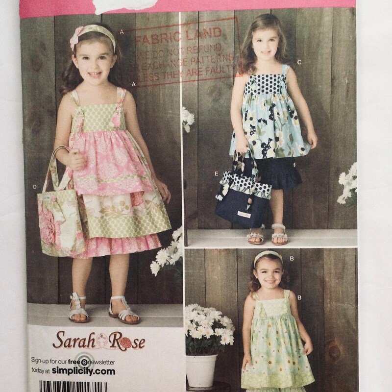 Flounced Apron - Etsy UK