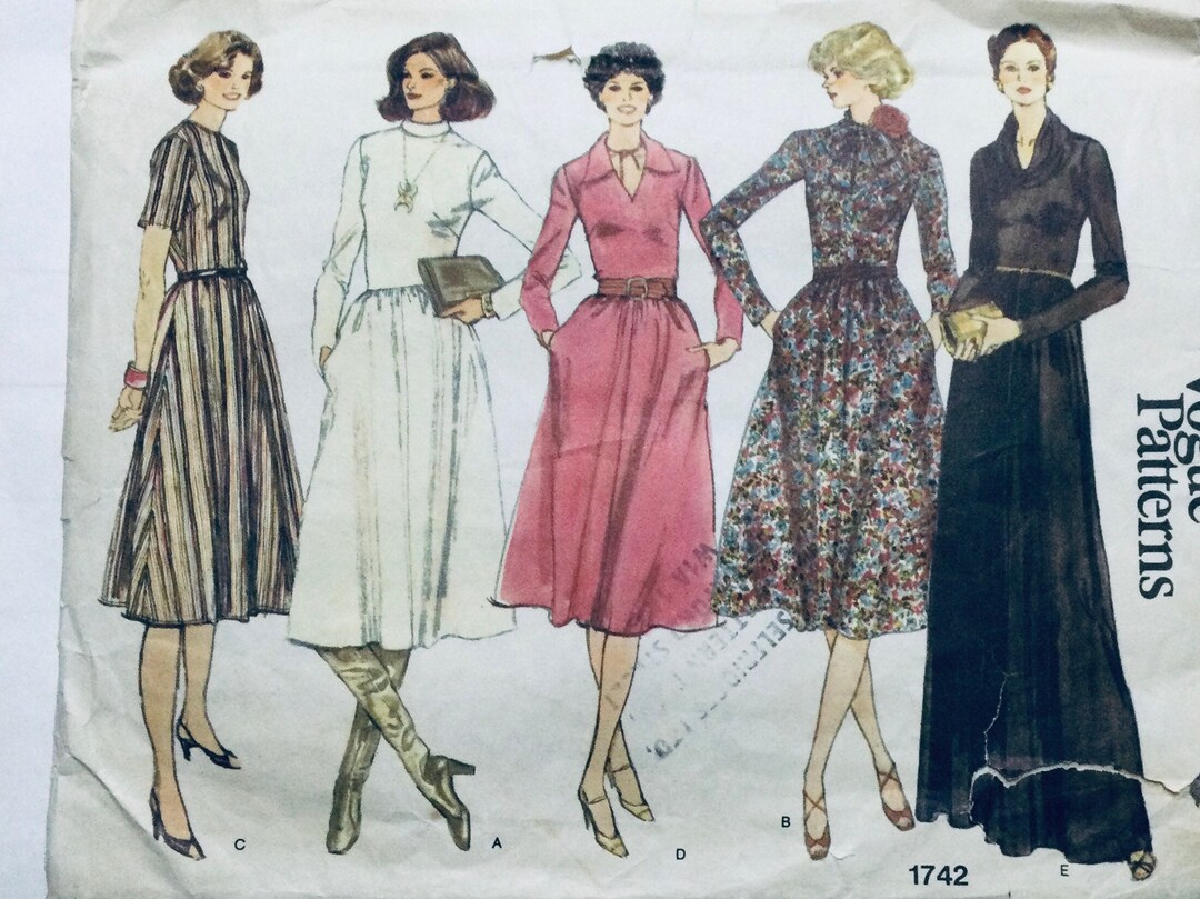 Vogue 1742 Vintage 1970s Sewing Pattern Misses' Dress Neckline ...
