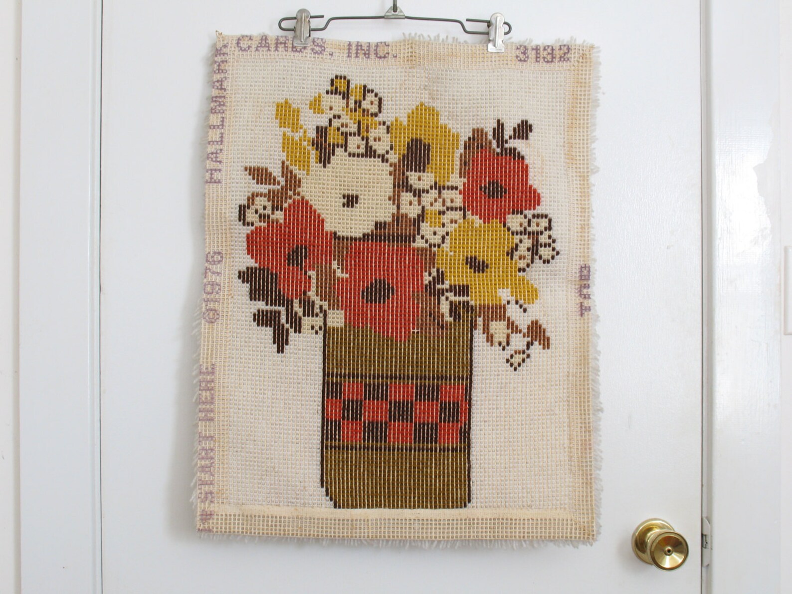 Vintage Sunflowers Latch Hook Wall Hanging / 1970s Floral Yarn - Etsy