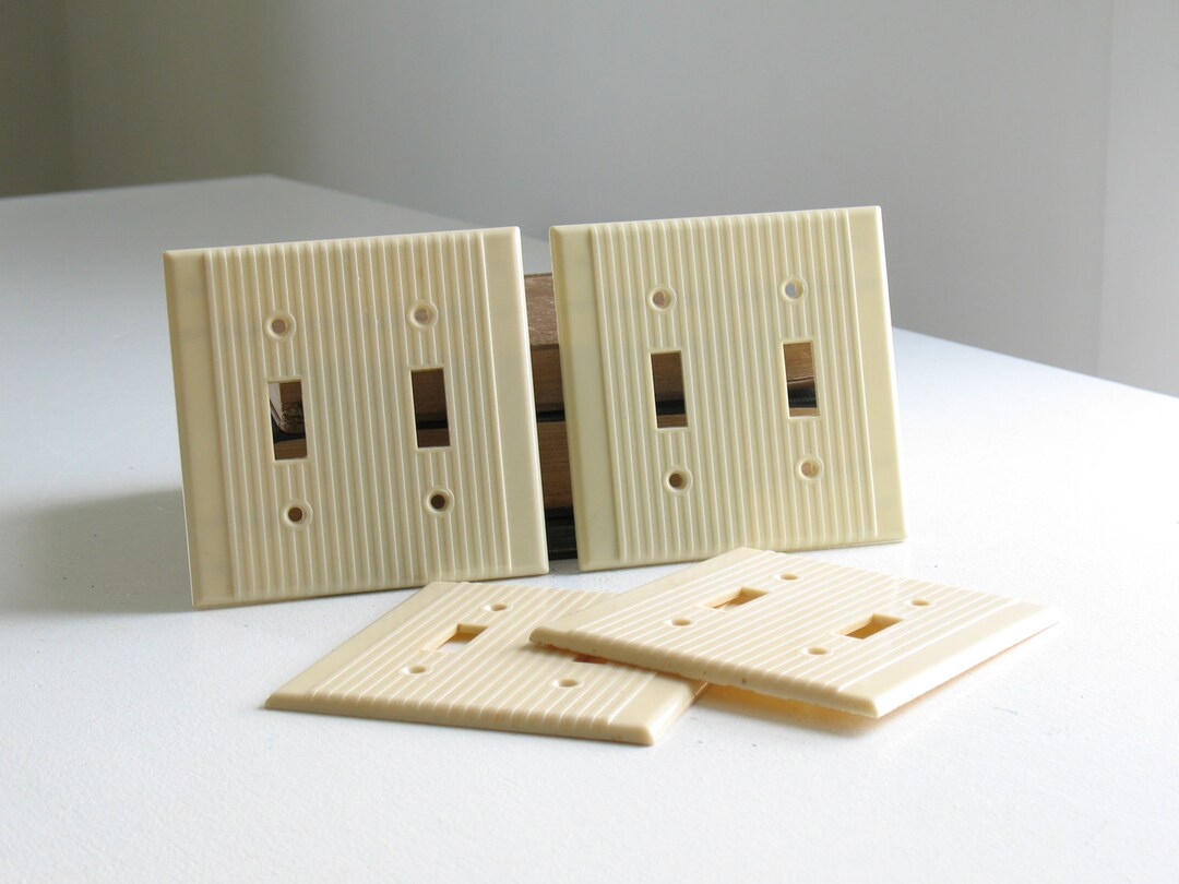 Vintage Bakelite Switch Plate Covers / Ivory Cream Art Deco Double ...