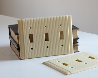 Vintage Bakelite Switch Plate Covers / Ivory Cream Art Deco Double ...