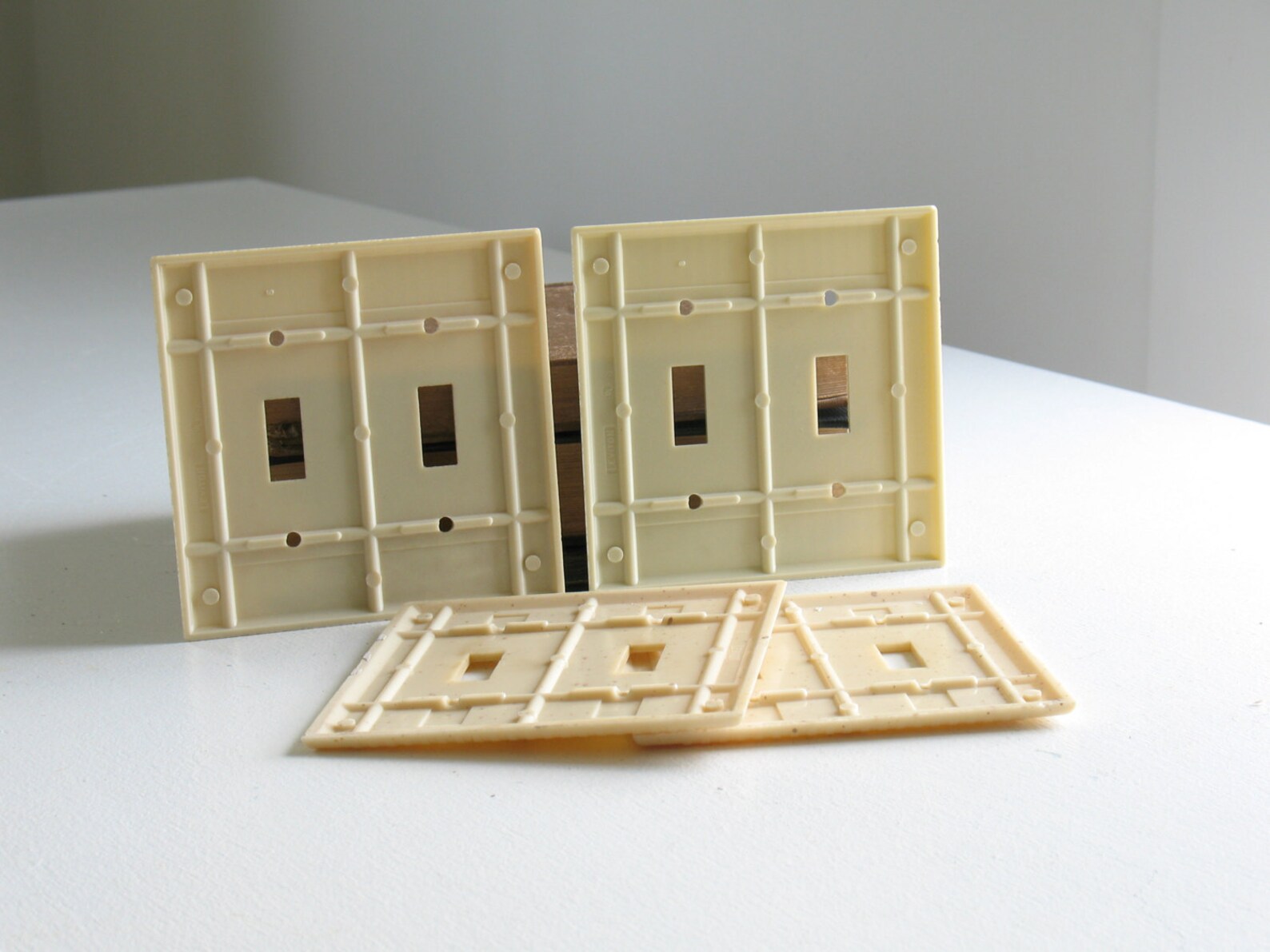 Vintage Bakelite Switch Plate Covers / Ivory Cream Art Deco Double ...
