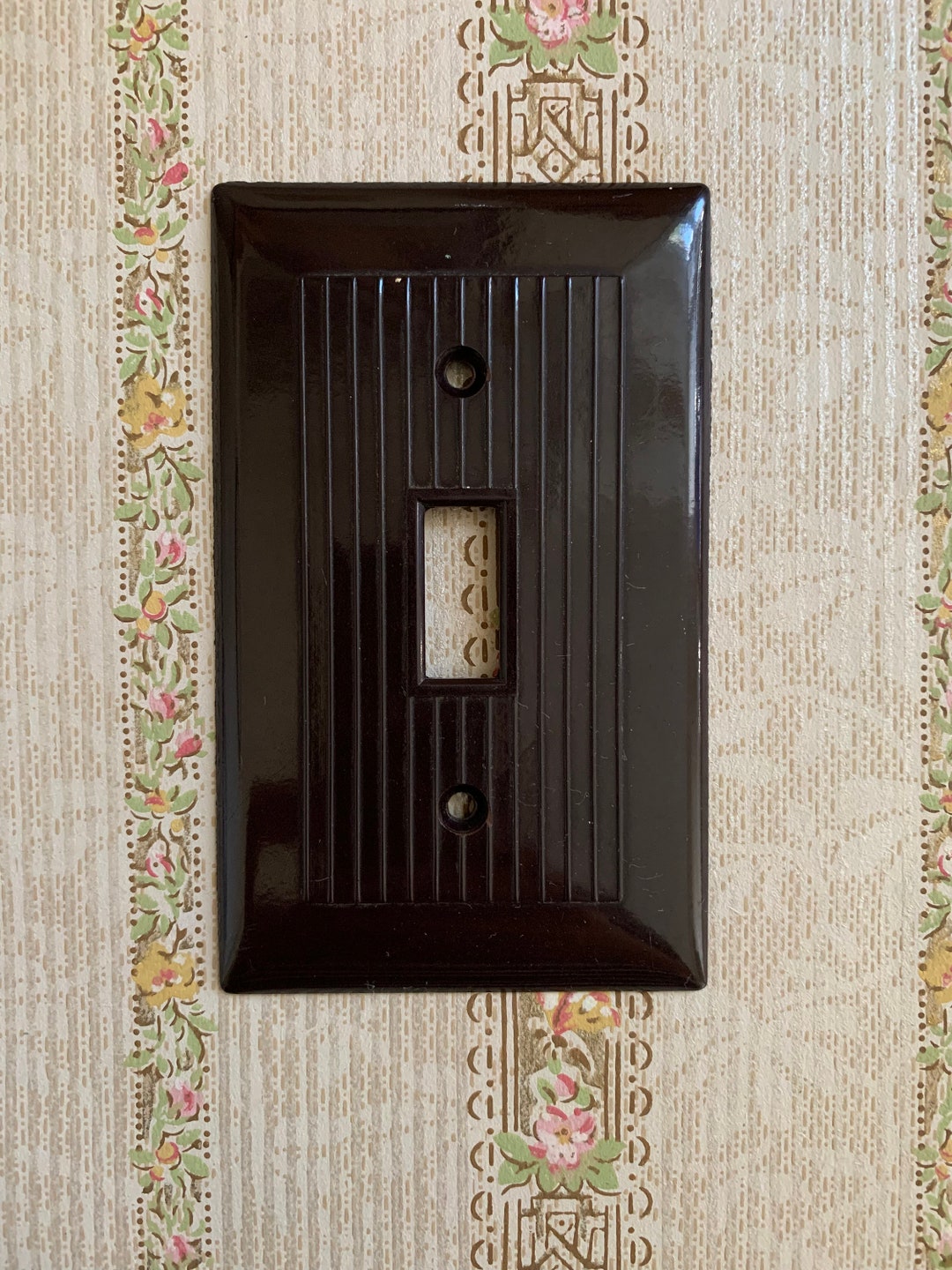 Vintage Cream Bullnose Switch Plate Covers / NOS Art Deco Ribbed Single ...