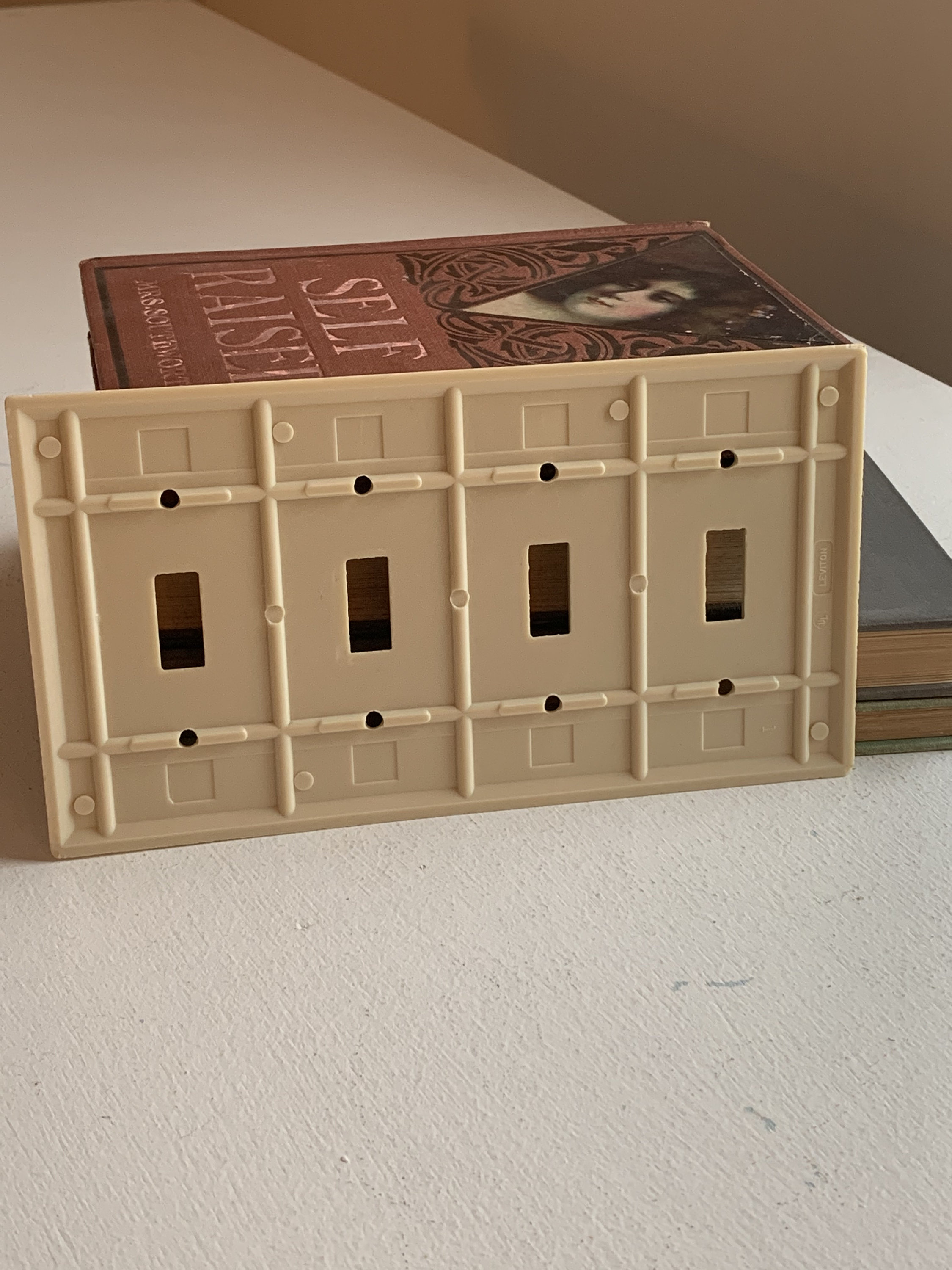 Vintage Bakelite Switch Plate Covers / Ivory Cream Art Deco Quadruple ...