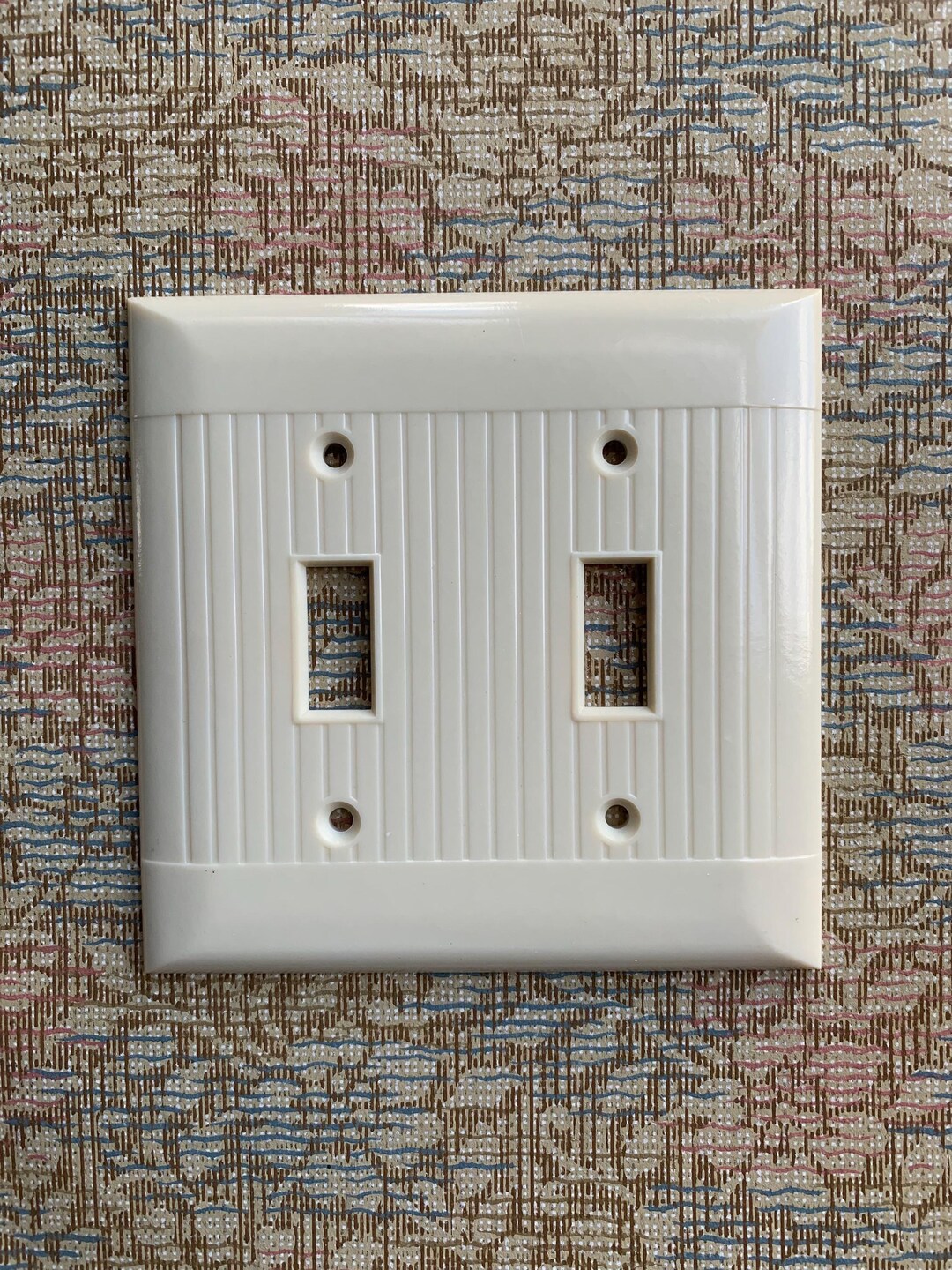 Vintage Bakelite Switch Plate Covers / Bullnose Ribbed Ivory Cream Art ...