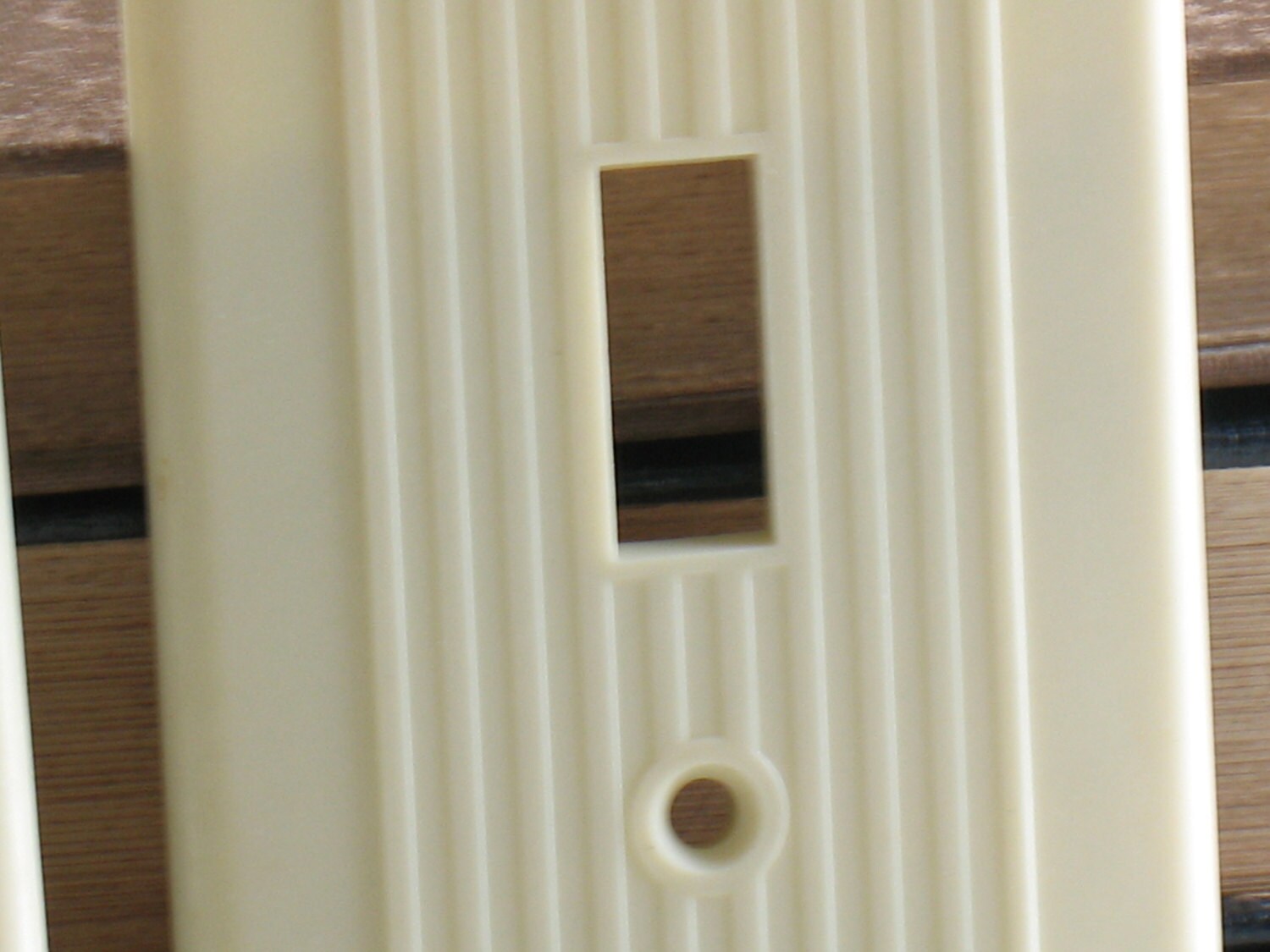 Vintage Bakelite Switch Plate Covers / Ivory Cream Art Deco Single ...