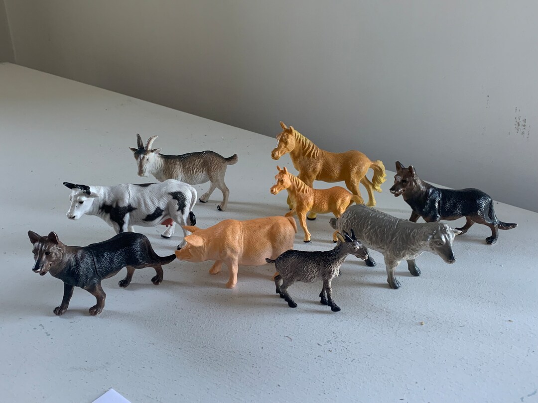 Vintage Plastic Farm Animal Play Set / Farm Animal Toy Figurines ...