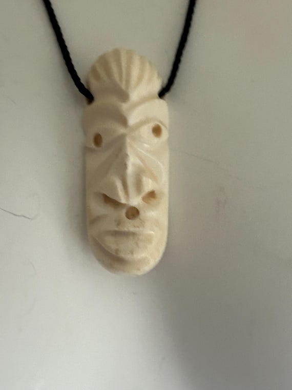 TOTEM POST, animal totem, stone hedge face, waterproo… - Gem