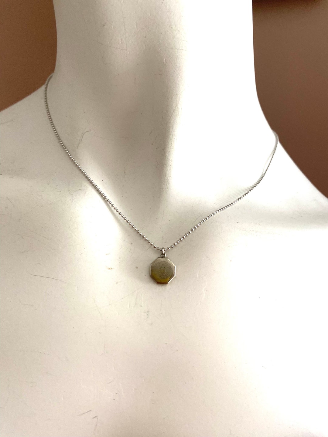 Silver Locket, Vintage Locker, Photo Jewelry, Memorial Locket, Gift for ...