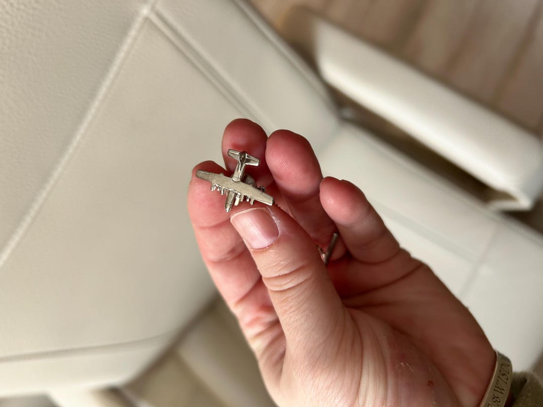 Airplane Tie Pin: Pilot Gift, Collar Lapel Pin (24mm) - Etsy