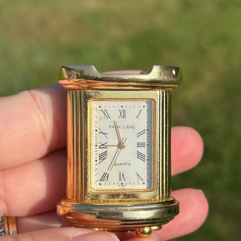 Tiny Clock - Etsy