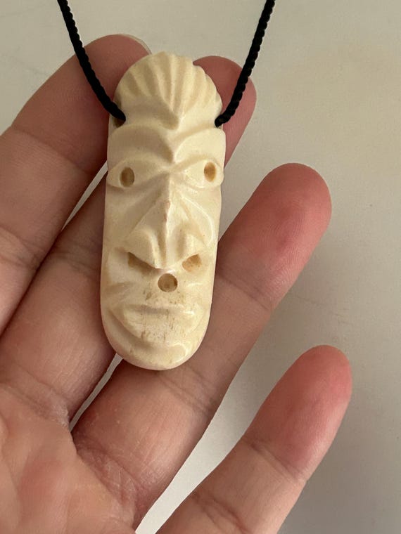 TOTEM POST, animal totem, stone hedge face, waterproo… - Gem