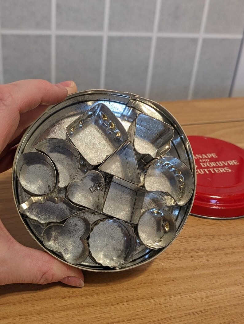 Vintage Canape and Hor D'oeuvre Cutters 12 Piece Set With Tin Made in ...