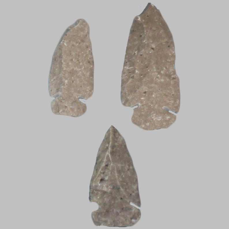 STONE ARROWHEADS QTY 10 Stn1600stn | Etsy