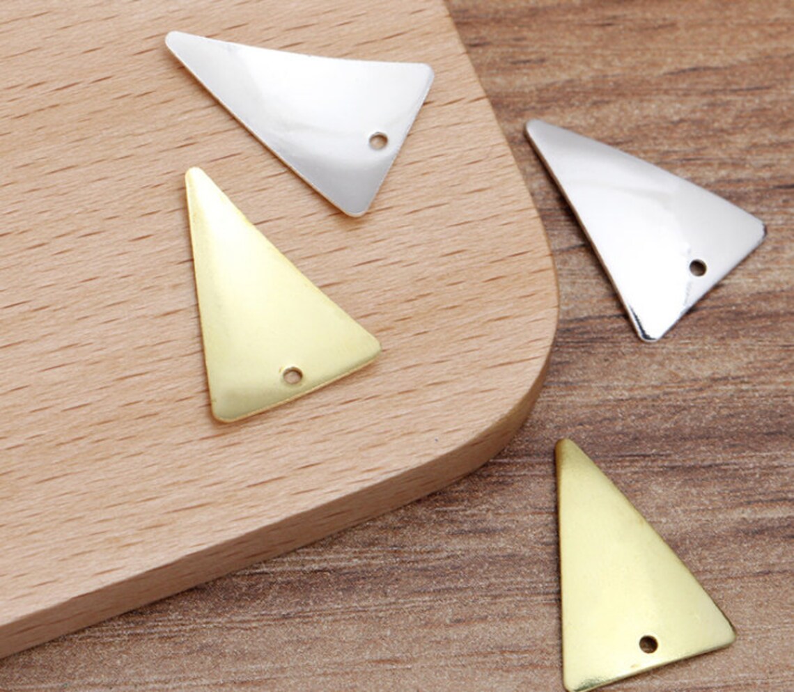 Bulk 100 pcs pendants charms triangle brass base | Etsy