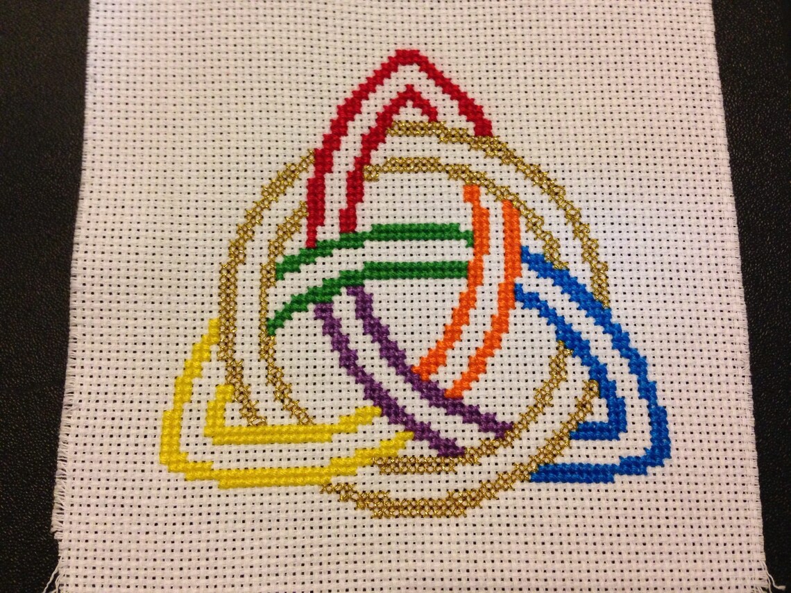 PDF Pattern Rainbow Trefoil Celtic Knot - Etsy