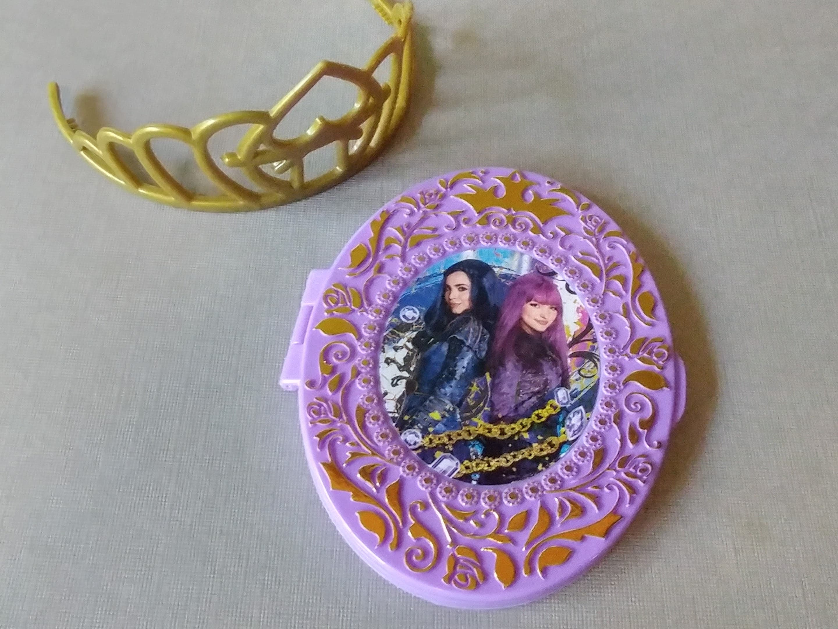 Disney's DESCENDANTS 2 Mal and Evie magic mirror and tiara | Etsy