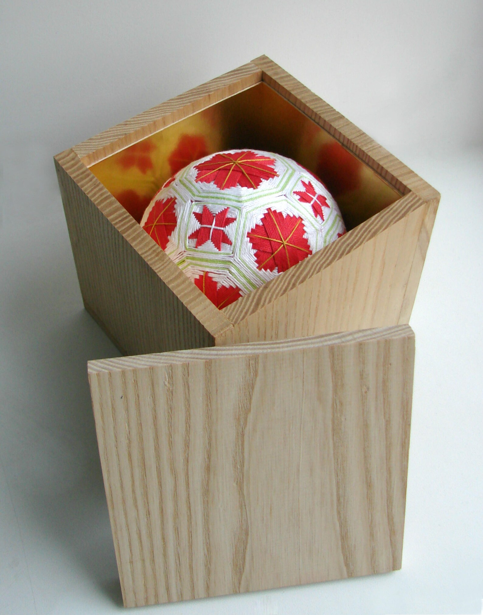 Flower Temari Ball in Wooden Gift Box - Etsy