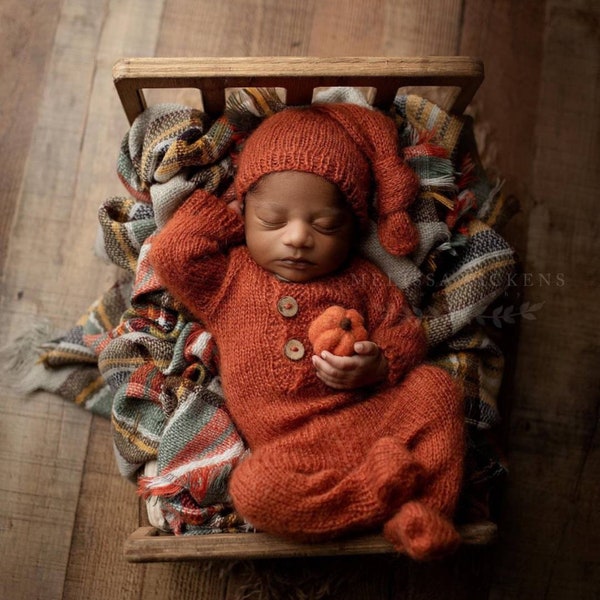 Newborn Knitted Pumpkin Outfit - Etsy