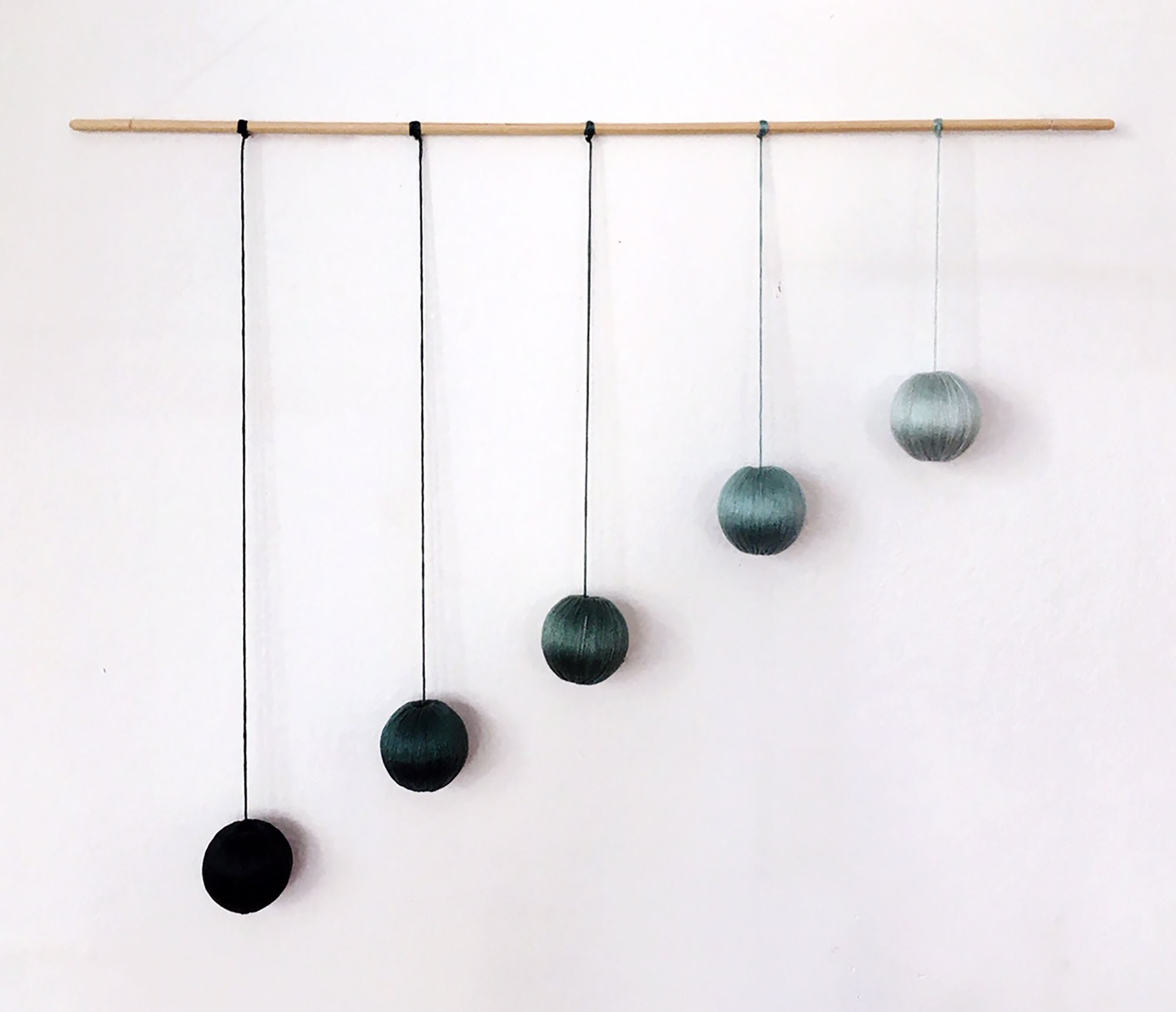 Montessori Gobbi Mobile - Etsy