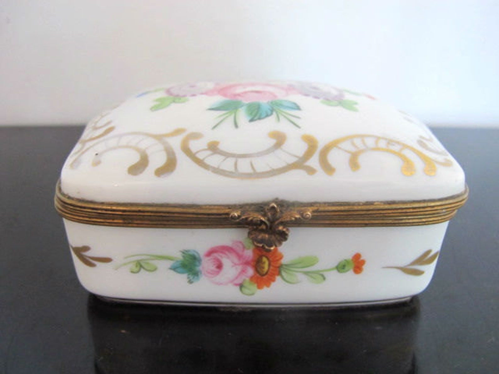 Hand Painted FLORAL Porcelain Gilt SEVRES French Hinged Trinket Snuff ...