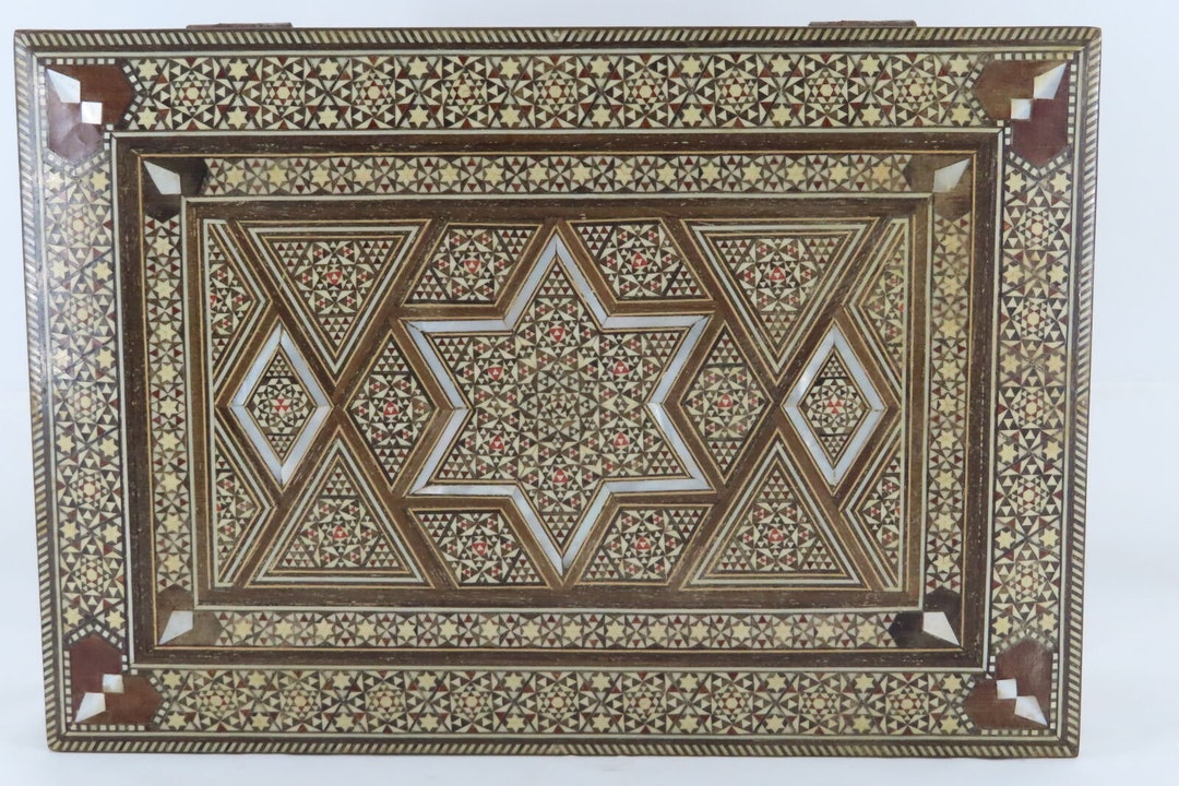 Antique South Indian SADELI Wood Box W/mother of Pearl CORAL & Wood ...