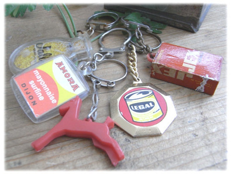 French Vintage Advertising Key Chains X 5 Poulain / Amora / - Etsy UK