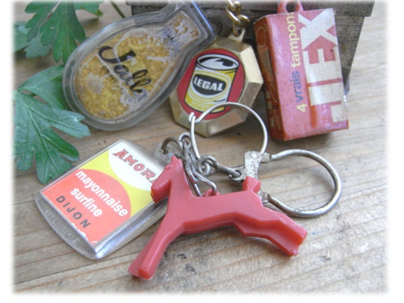 French Vintage Advertising Key Chains x 5 Poulain / Amora / | Etsy