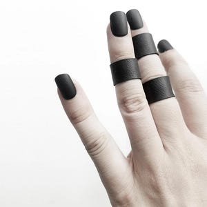 Ring Set Tiny Black Ring Matte Black Stretch Faux Leather Unisex Ring ...