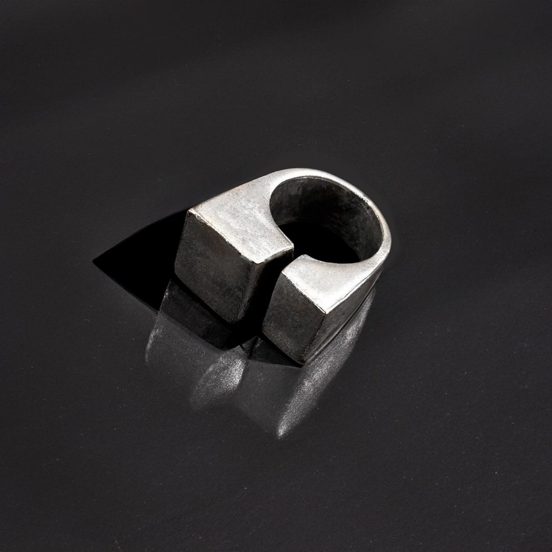 Geometric Statement Ring for Professionals Modern Geometric Jewelry ...