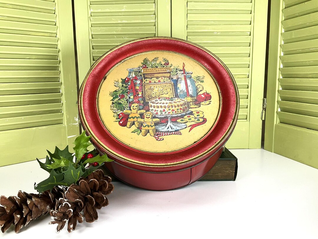 Vintage Round Christmas Fruitcake or Cookie Tin - 10" Round Christmas ...