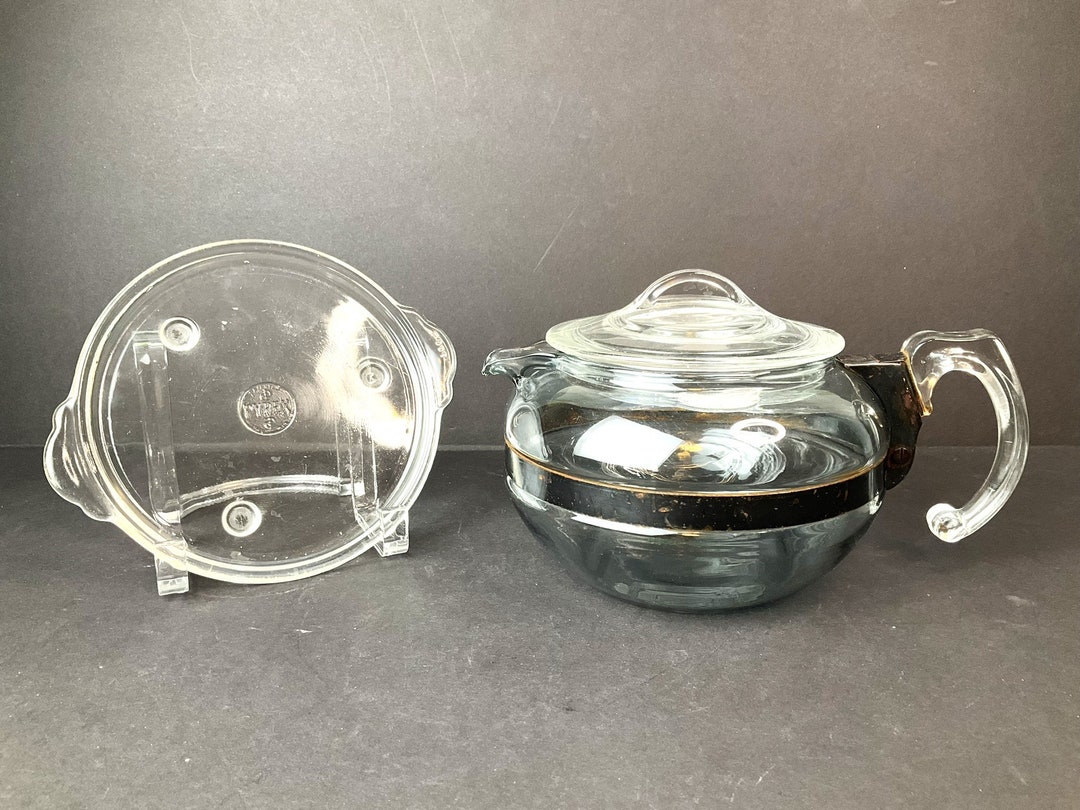 Rare Vintage Pyrex Teapot With Original Pyrex Trivet- Flameware - 8126B ...