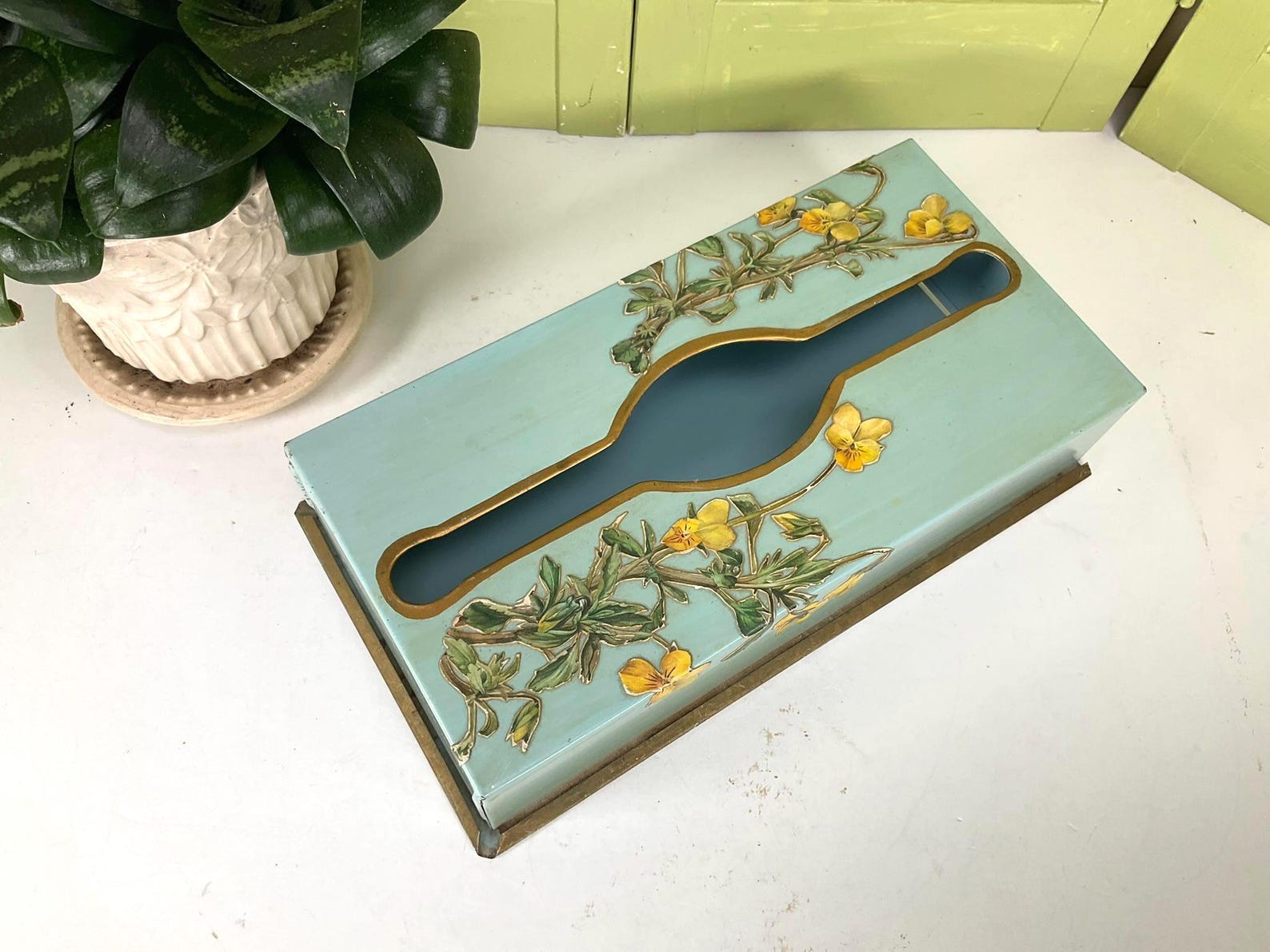 Beautiful Vintage Robins Egg Blue Floral Decoupage Tissue Holder - Jean ...