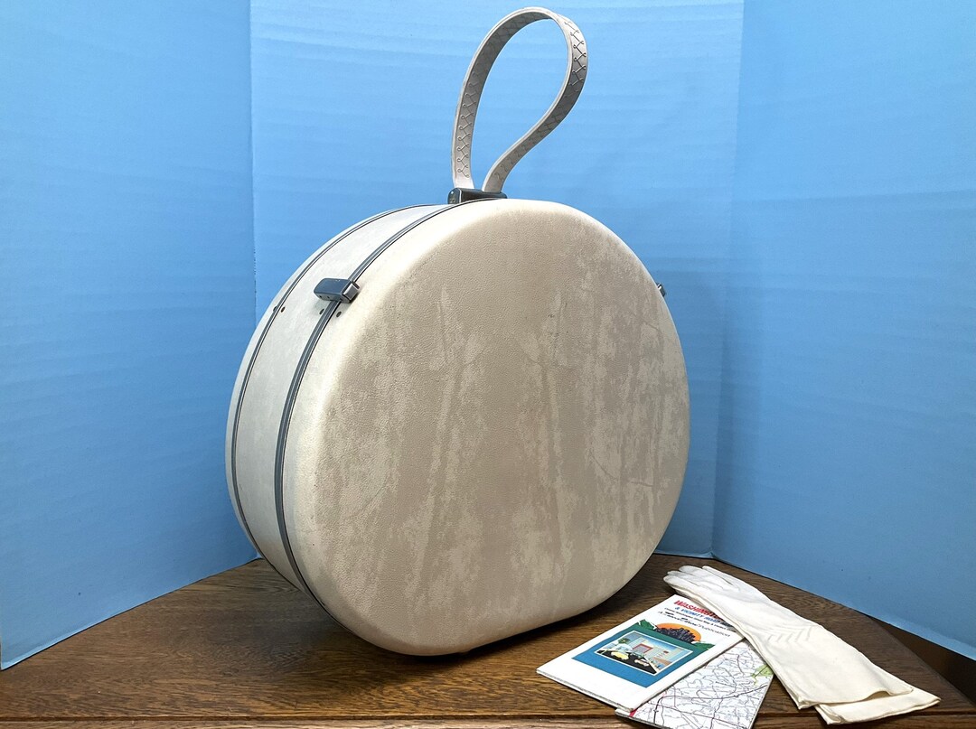 Mid Century Hat Box Suitcase - Samsonite Silhouette Round Train Case ...