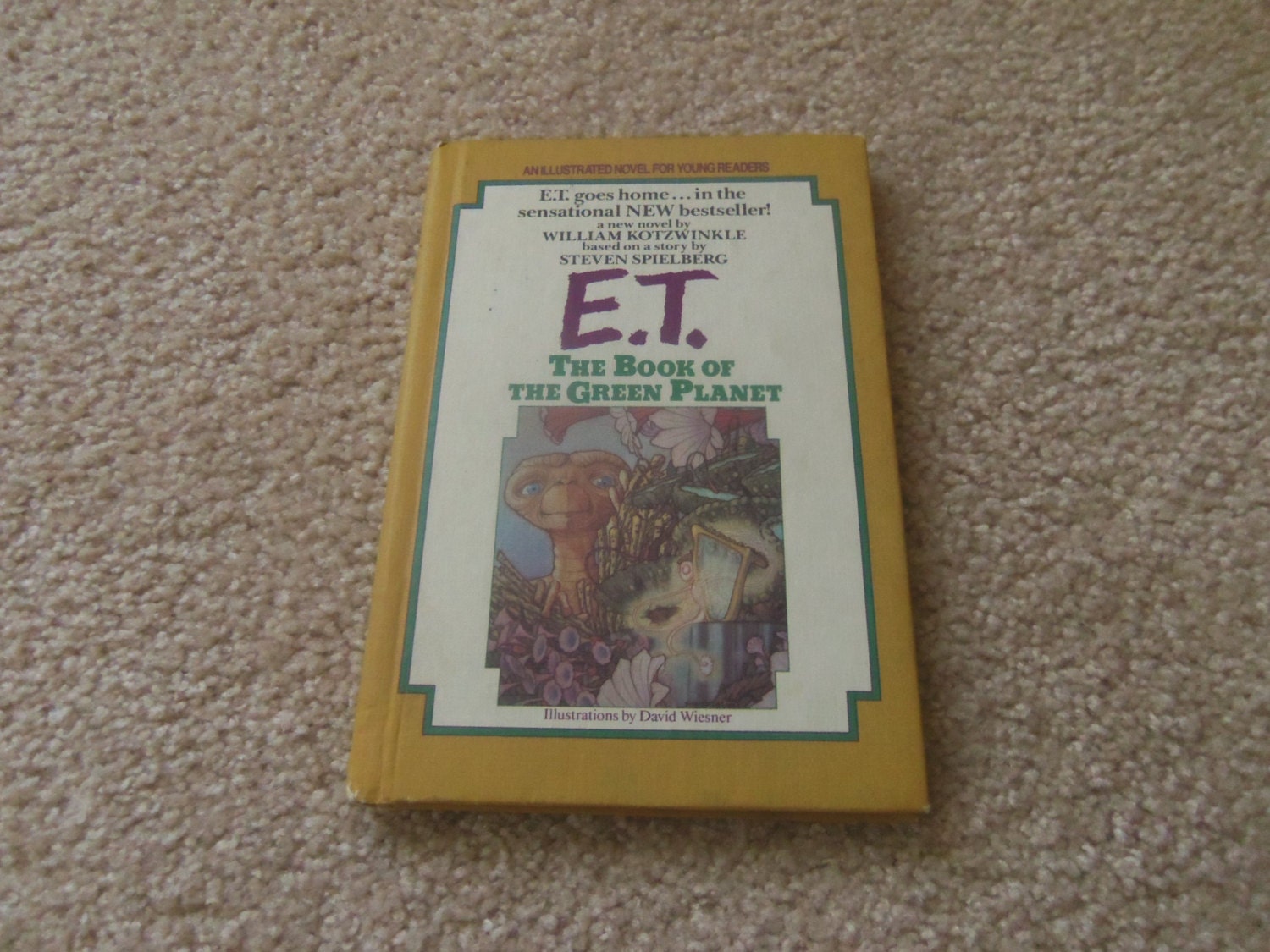 E.T. The Book Of The Green Planet by: William Kotzwinkle | Etsy