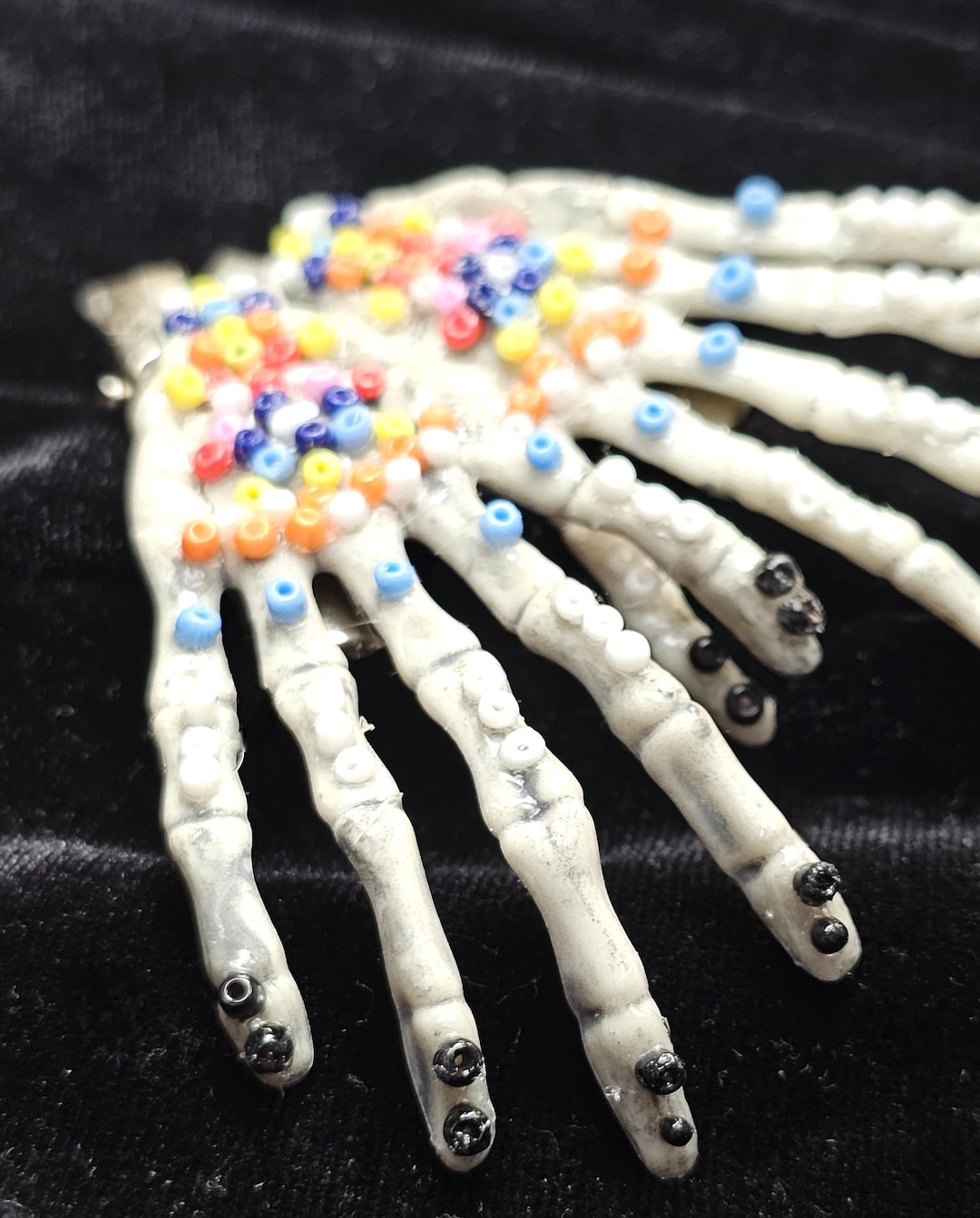 Beaded Skeleton Hand Decor Set of 2 Spooky Clips Accessories and ...