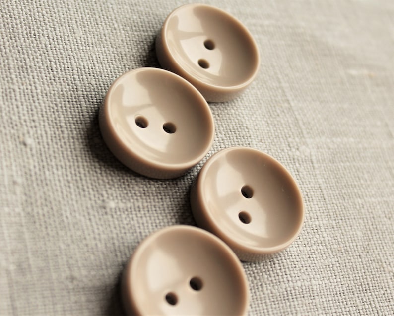 Vintage Beige Buttons - Etsy