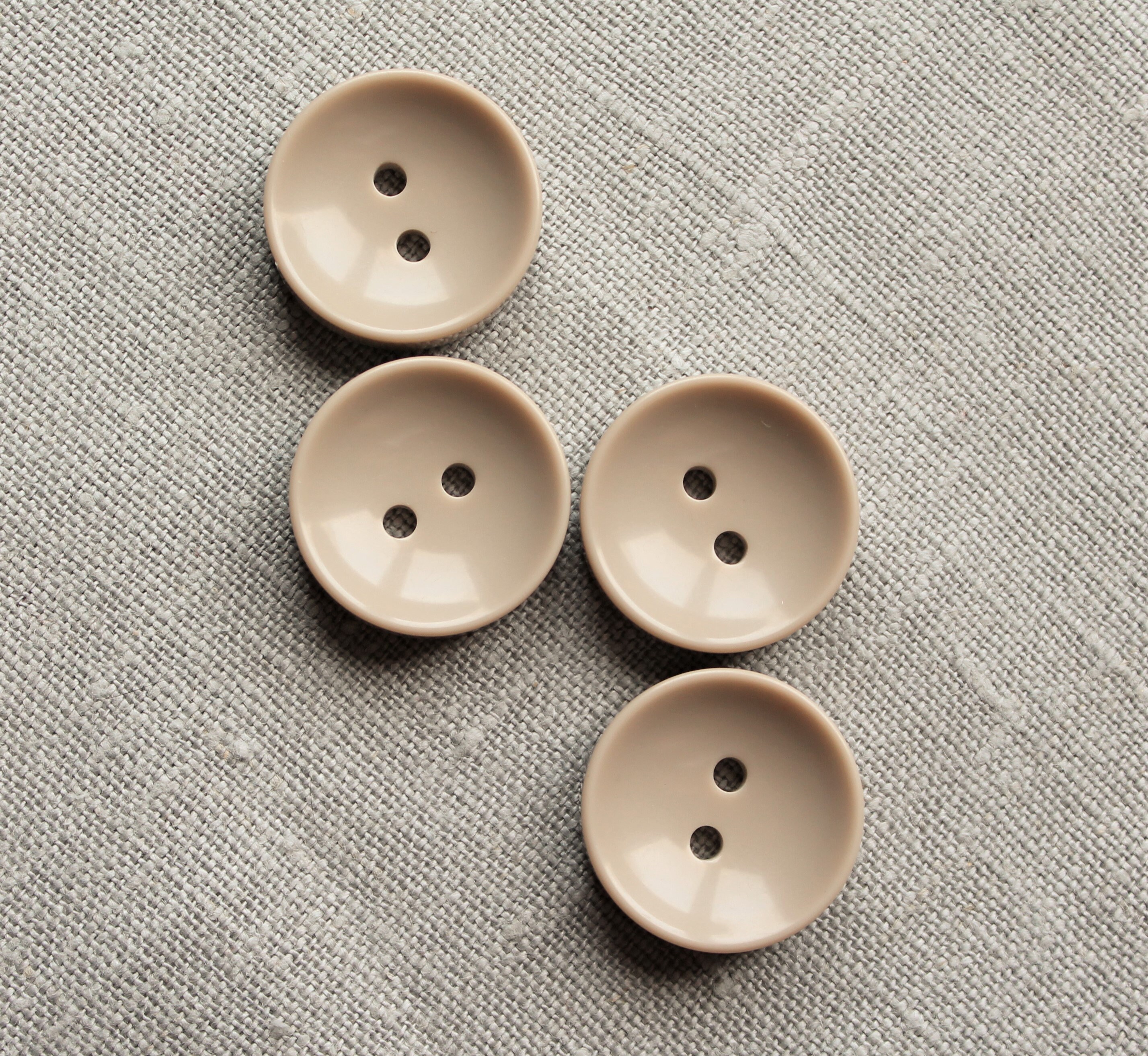 Vintage Beige Buttons - Etsy