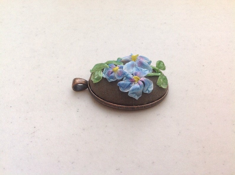 Forget-me-not Flower Pendant Silk Ribbon Embroidery - Etsy