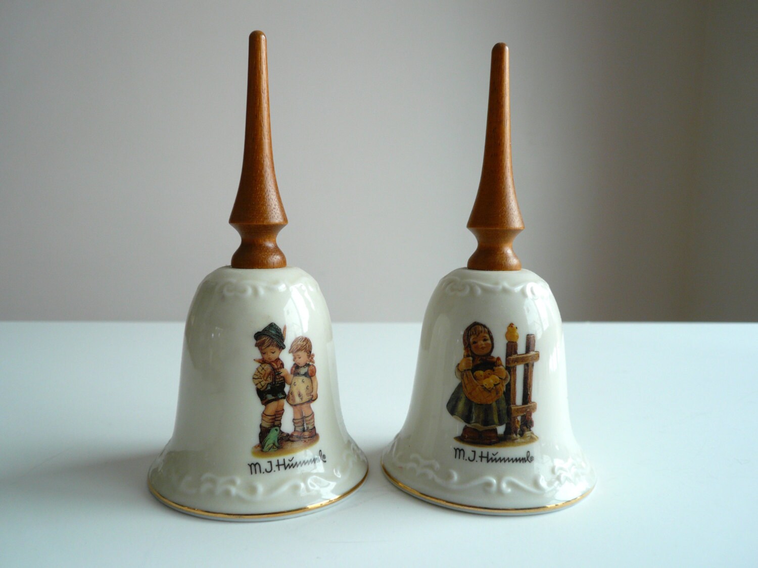 Goebel Hummel Bells Chicken Lichen and Timid Little Sister - Etsy