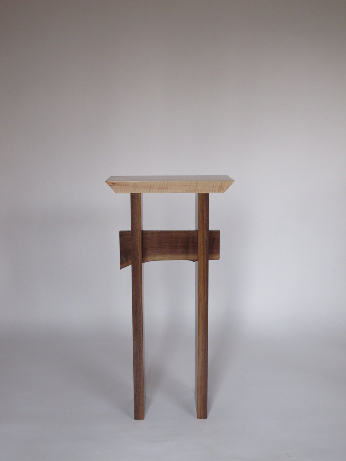 Small Tall Entry Table Minimalist Wood Furniture for Hall With Live ...